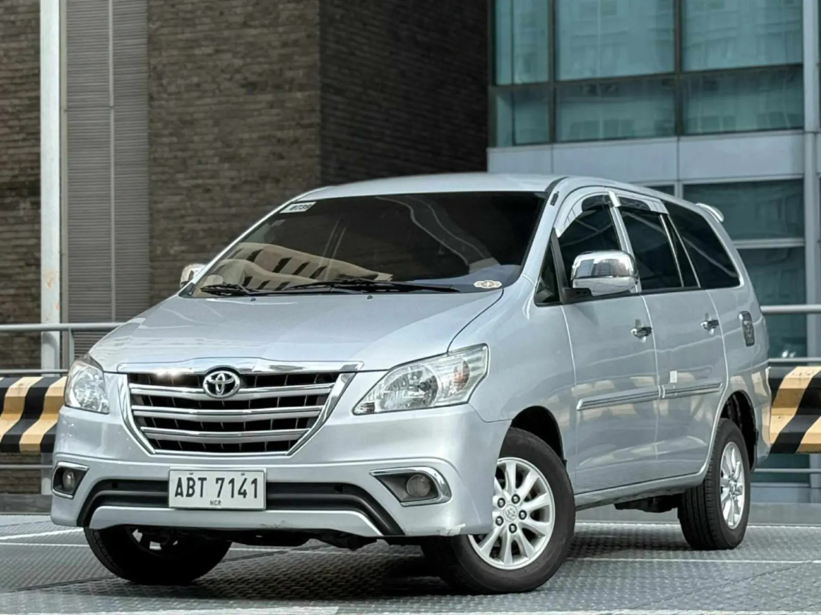 Buy Used Toyota Innova 2016 for sale only ₱598000 - ID881025