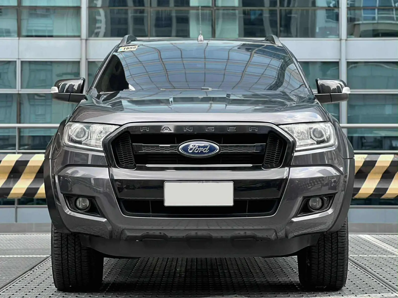 Buy Used Ford Ranger 2017 for sale only ₱718000 - ID881770