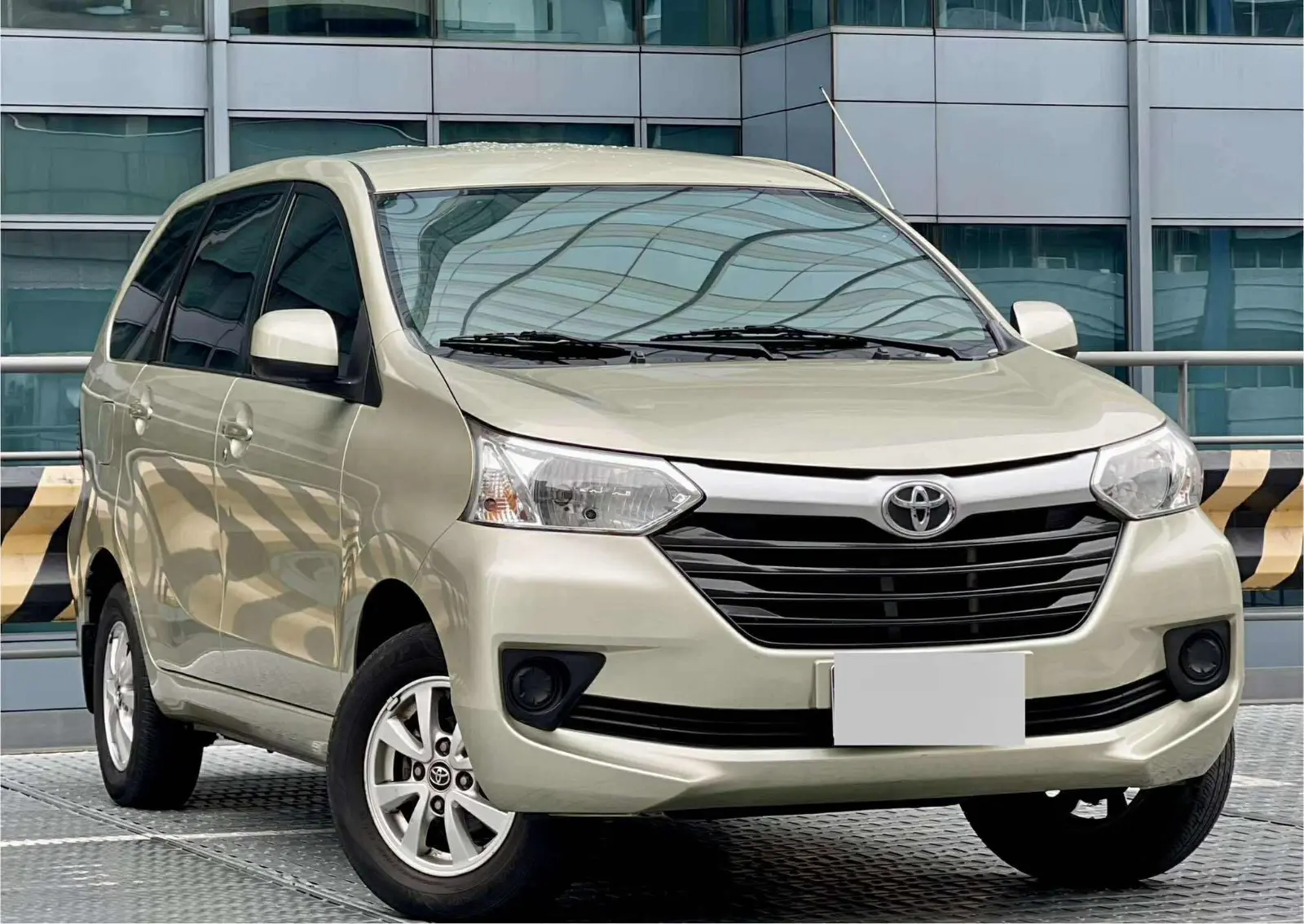 Buy Used Toyota Avanza 2016 for sale only ₱498000 - ID881856