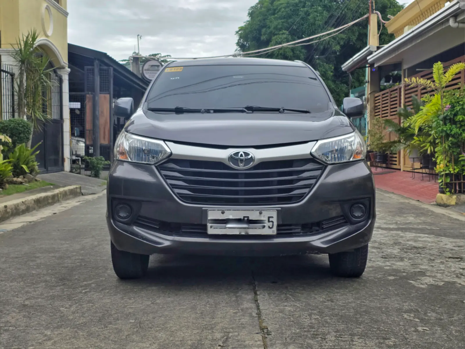 Buy Used Toyota Avanza 2017 for sale only ₱498000 - ID882493