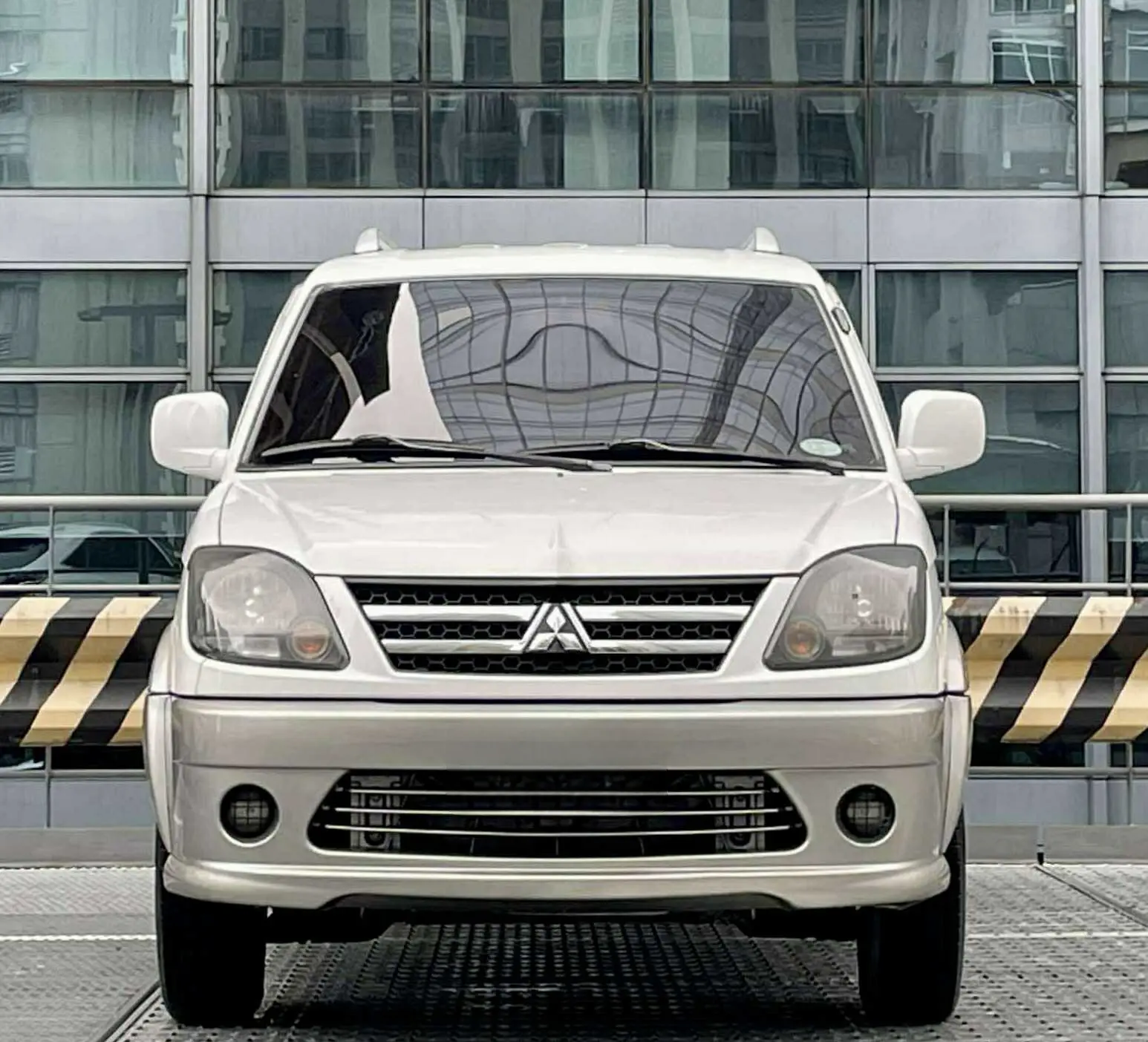 Buy Used Mitsubishi Adventure 2016 for sale only ₱468000 - ID882037