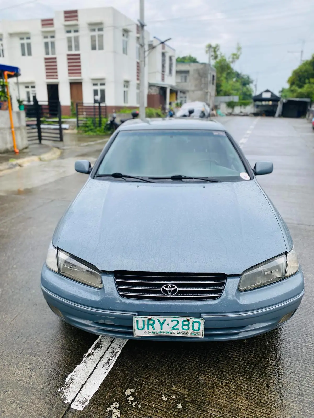 Buy Used Toyota Camry 2000 for sale only ₱100000 - ID883903