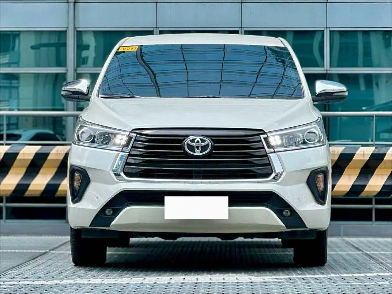 Buy Used Toyota Innova 2022 for sale only ₱1158000 - ID884787