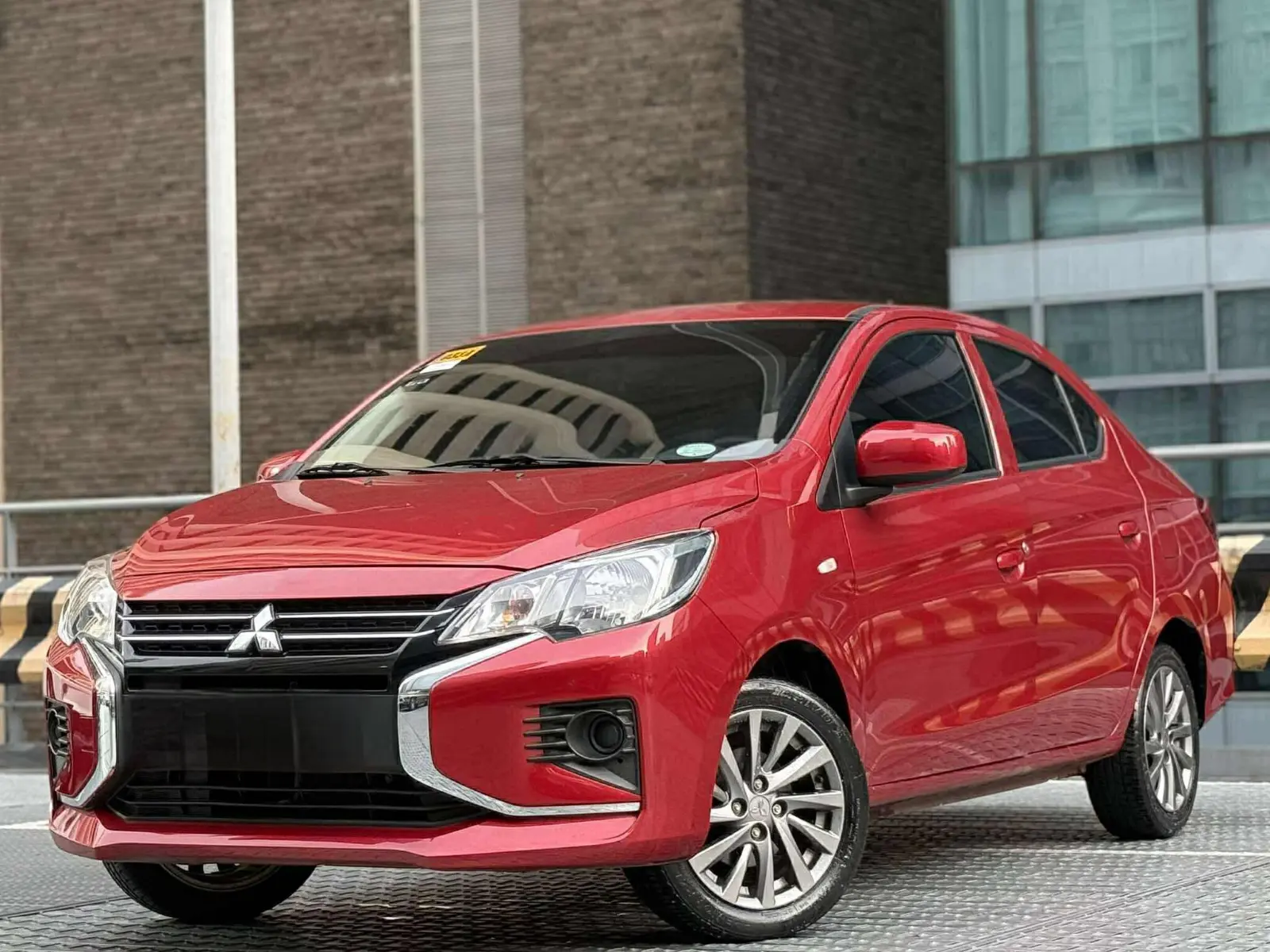 Buy Used Mitsubishi Mirage G4 2025 for sale only ₱648000 - ID886401