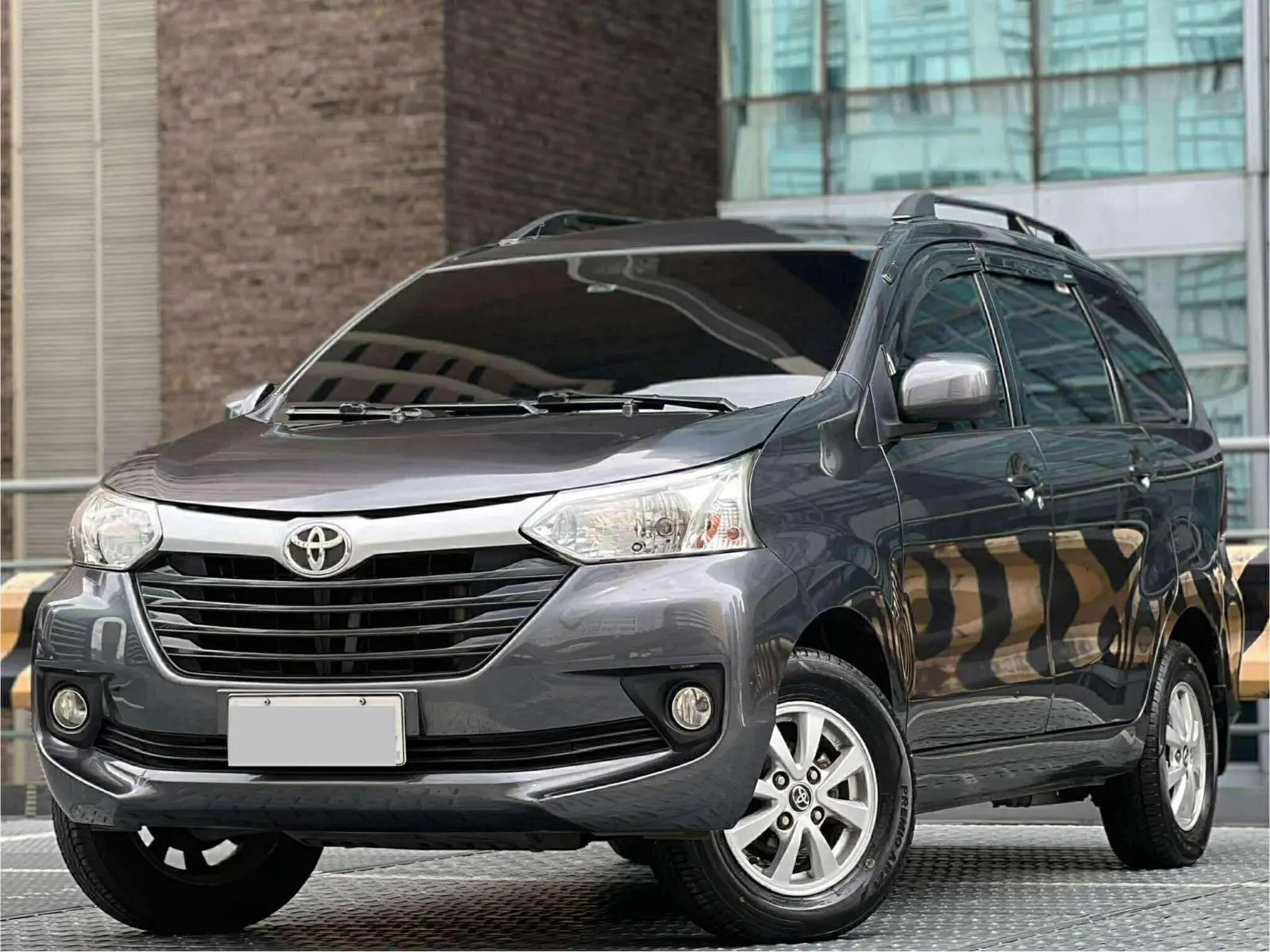 Buy Used Toyota Avanza 2016 for sale only ₱518000 - ID888325