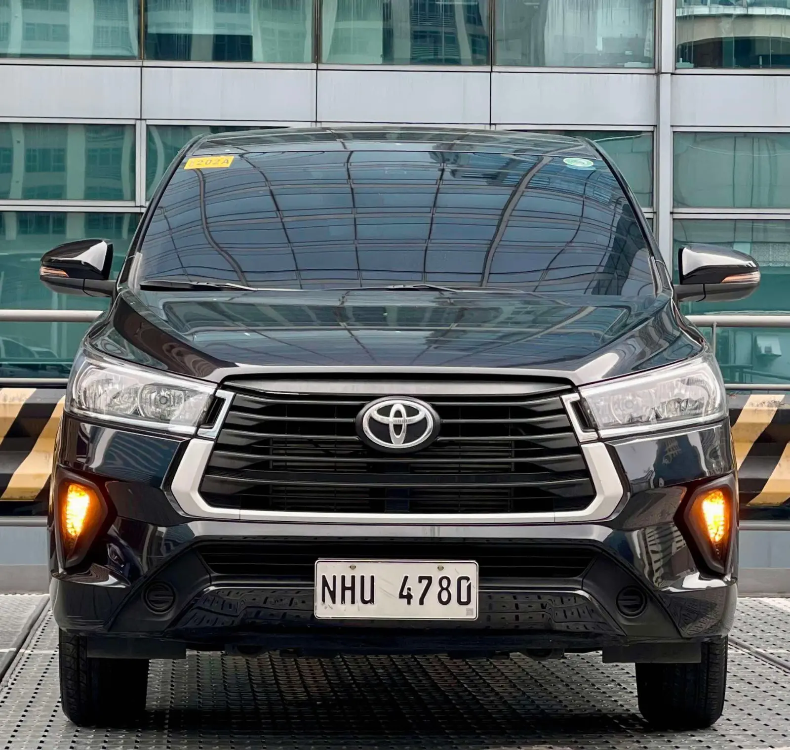 Buy Used Toyota Innova 2025 for sale only ₱1118000 - ID888519