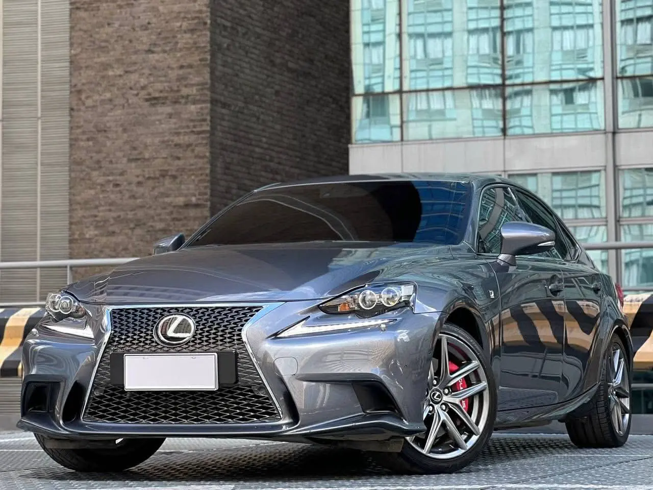 Buy Used Lexus Is 350 2014 for sale only ₱1188000 - ID889216