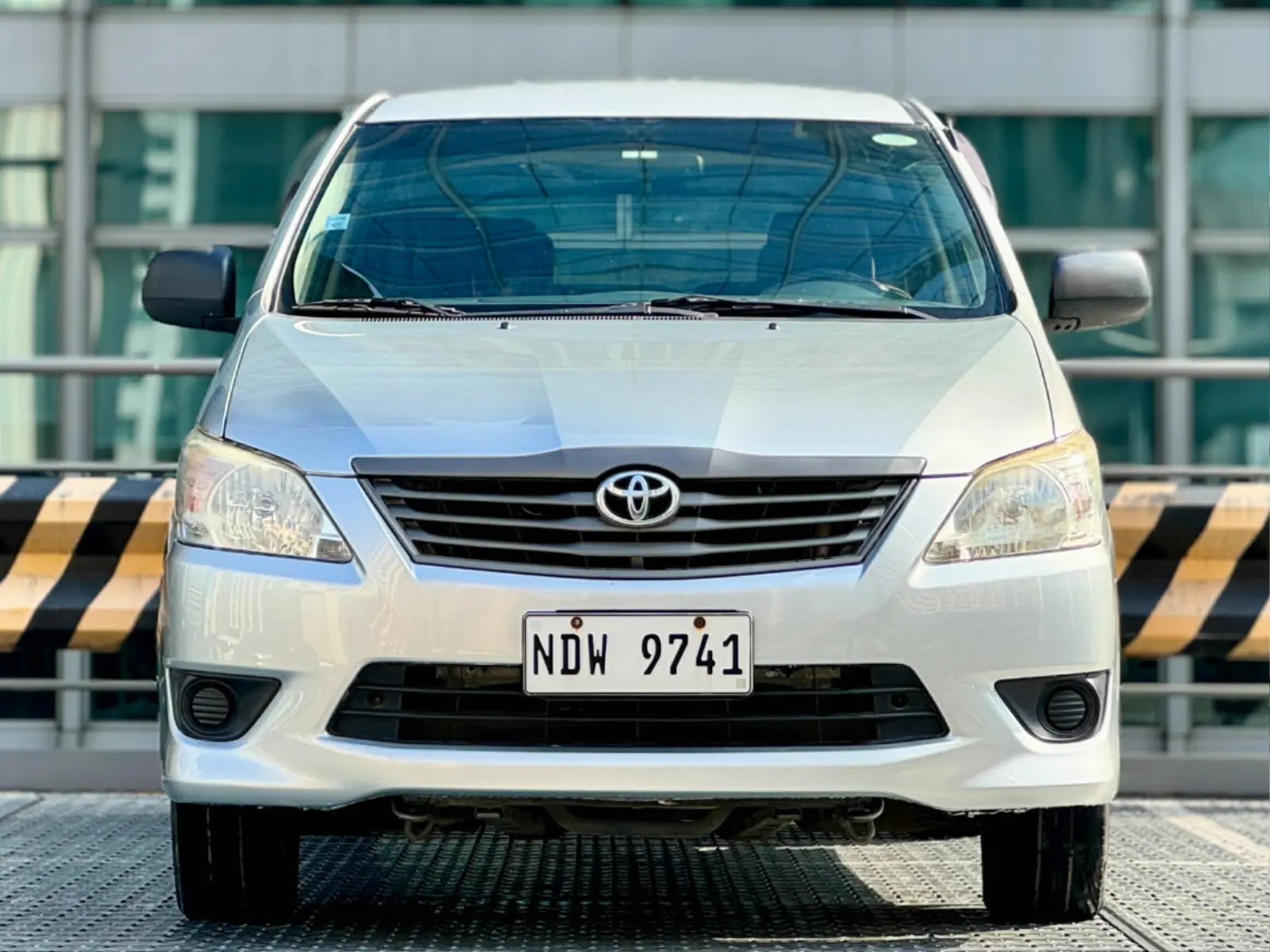 Buy Used Toyota Innova 2015 for sale only ₱558000 - ID890448