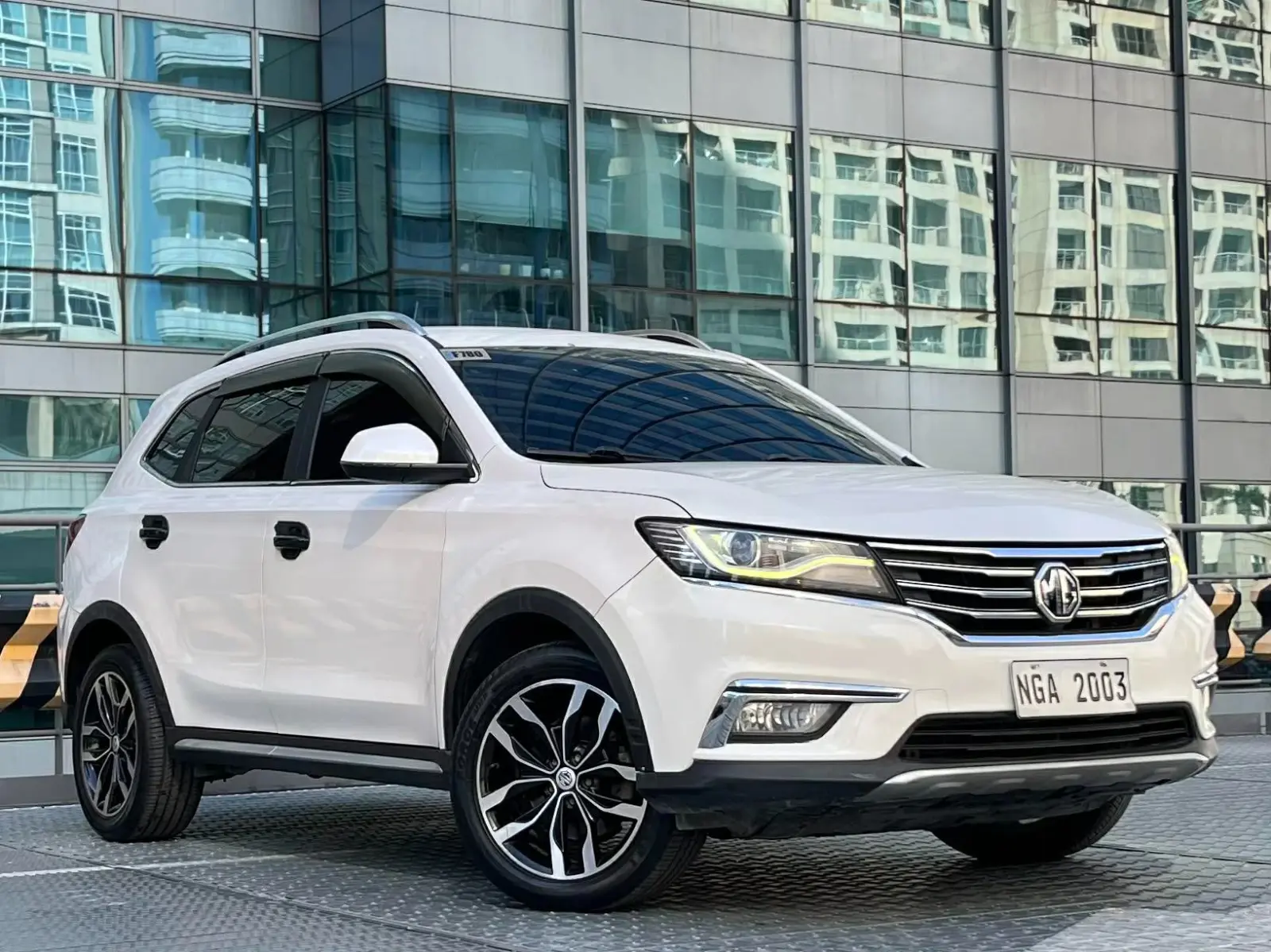 Buy Used MG RX5 2019 for sale only ₱488000 - ID892799