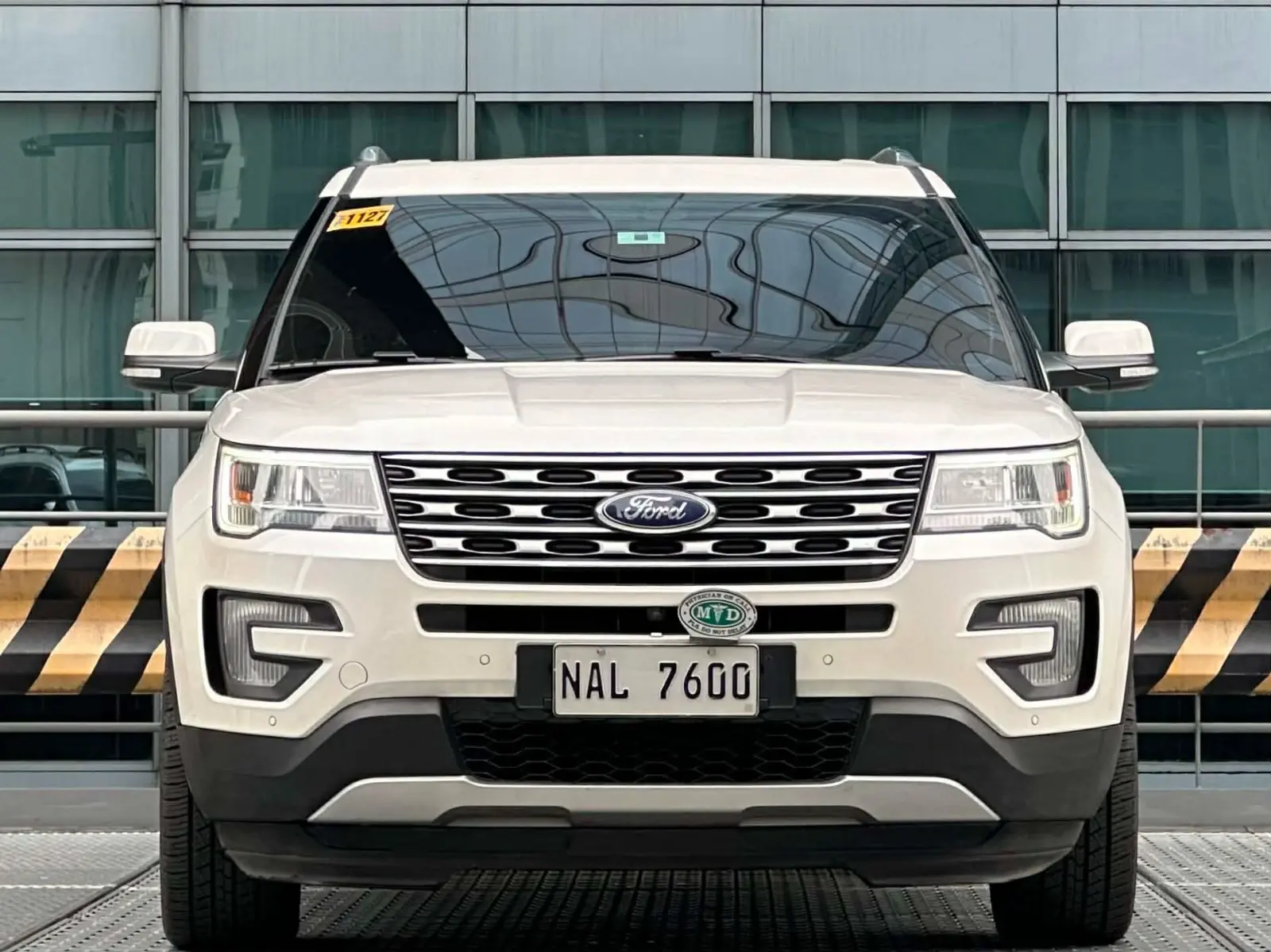 Buy Used Ford Explorer 2017 for sale only ₱898000 - ID893123