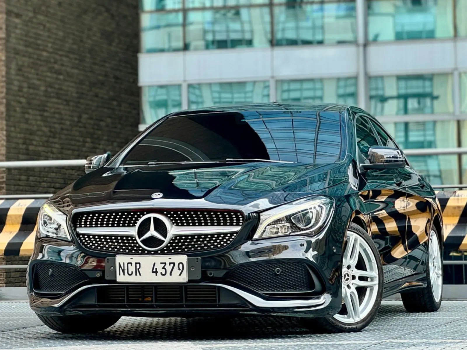 Buy Used Mercedes-Benz CLA-Class 2018 for sale only ₱1298000 - ID896436