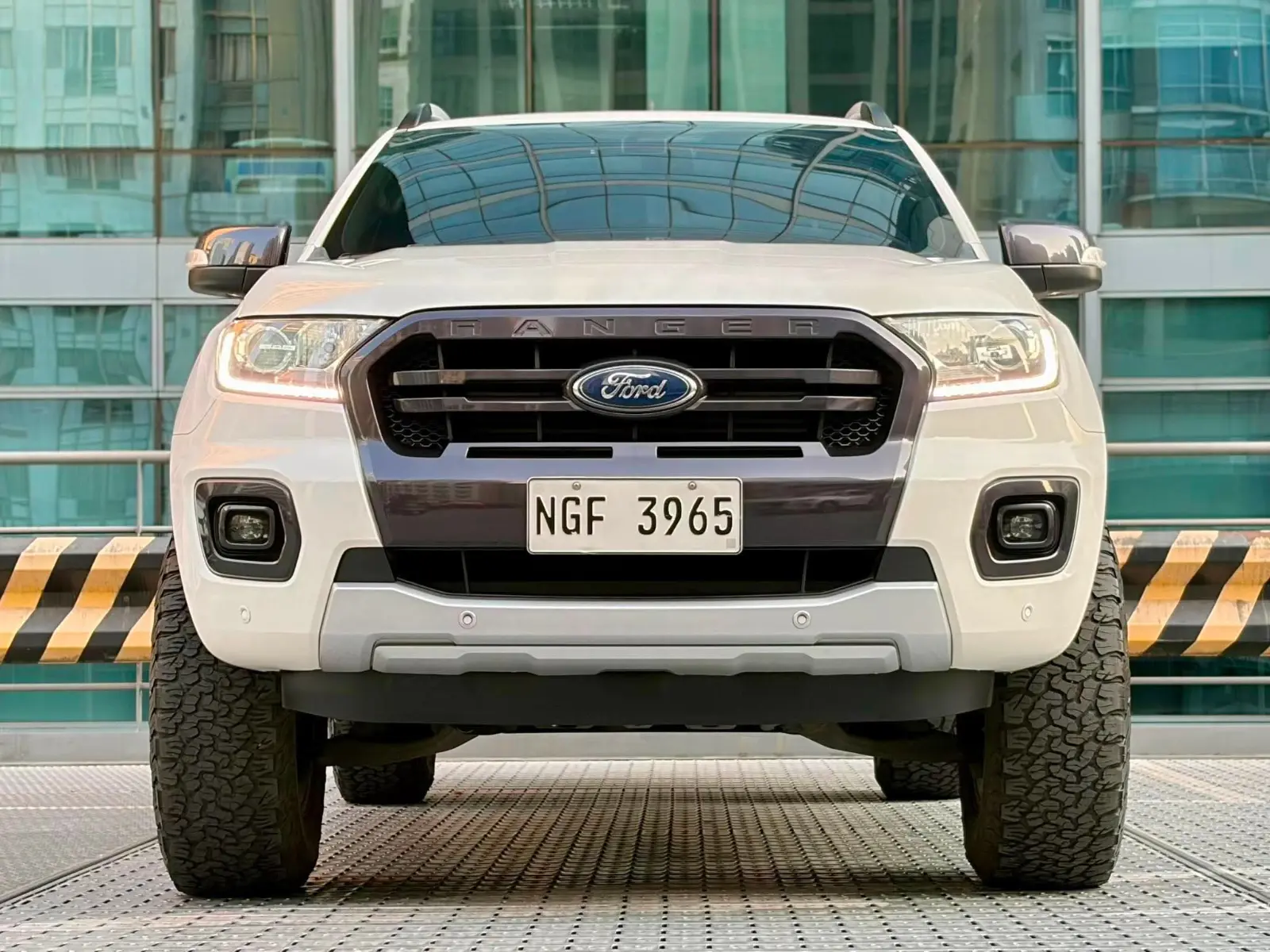 Buy Used Ford Ranger 2020 for sale only ₱828000 - ID902238