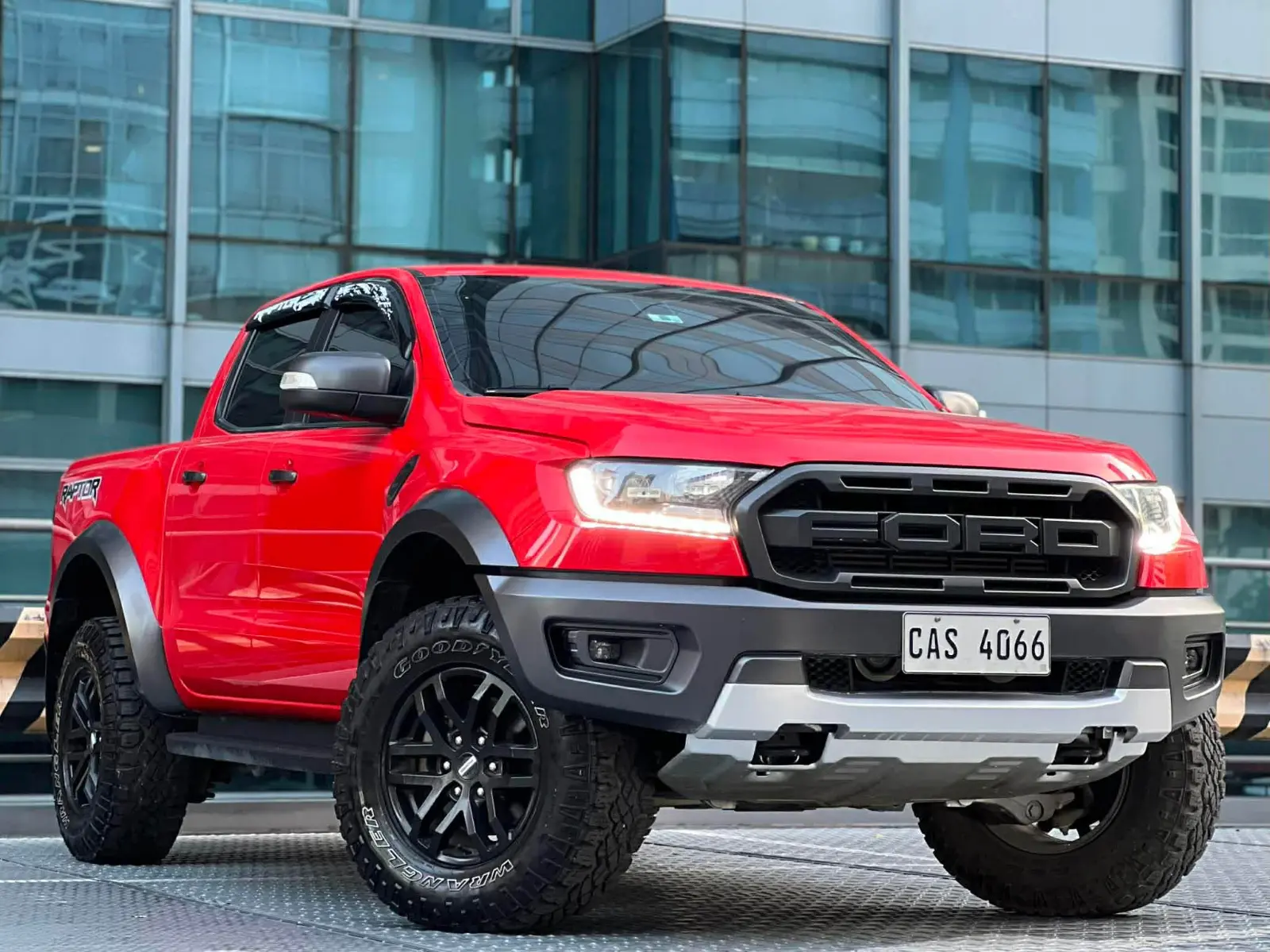 Buy Used Ford Ranger Raptor 2019 for sale only ₱1128000 - ID902281