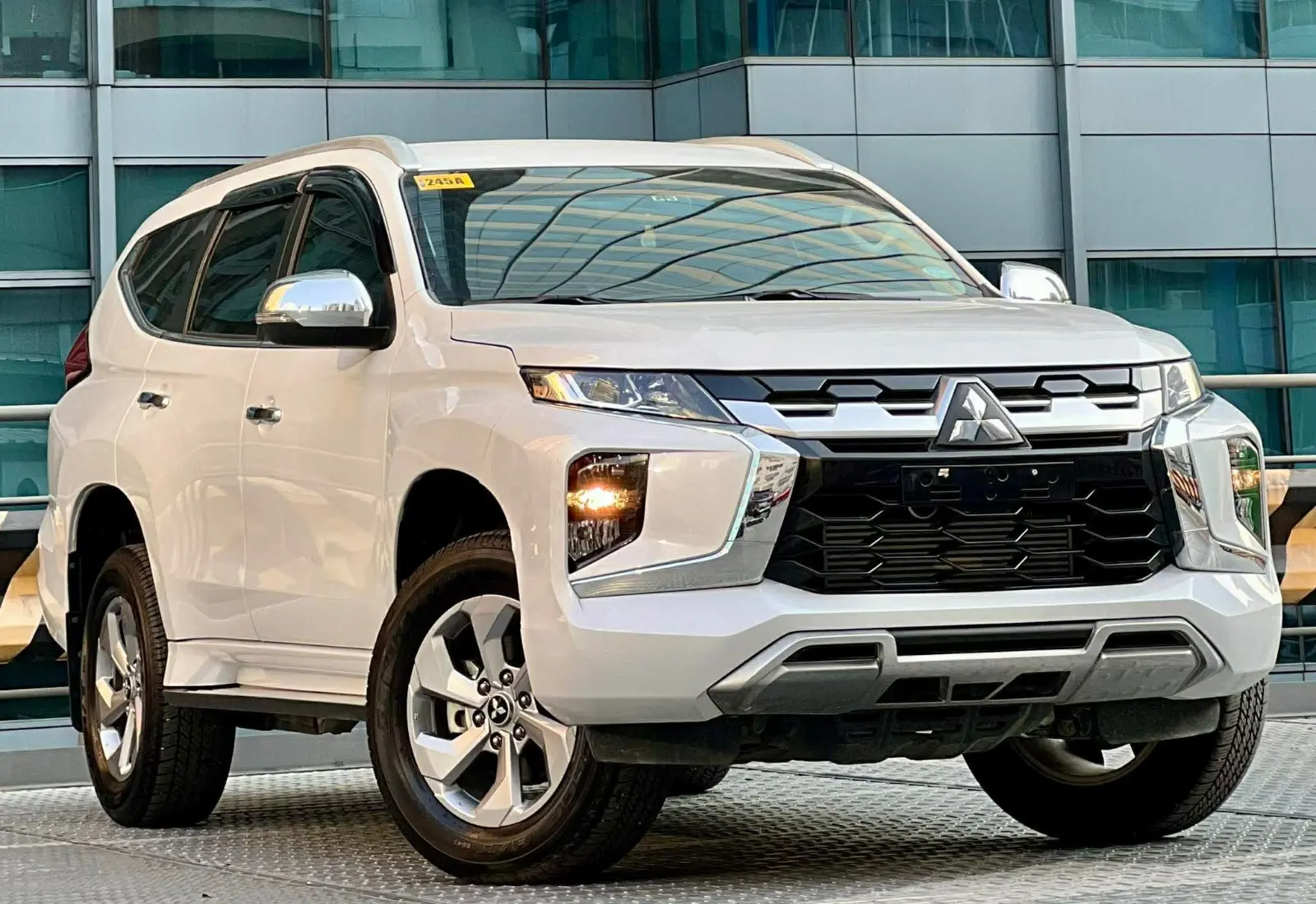 Buy Used Mitsubishi Montero 2025 for sale only ₱1158000 - ID902288