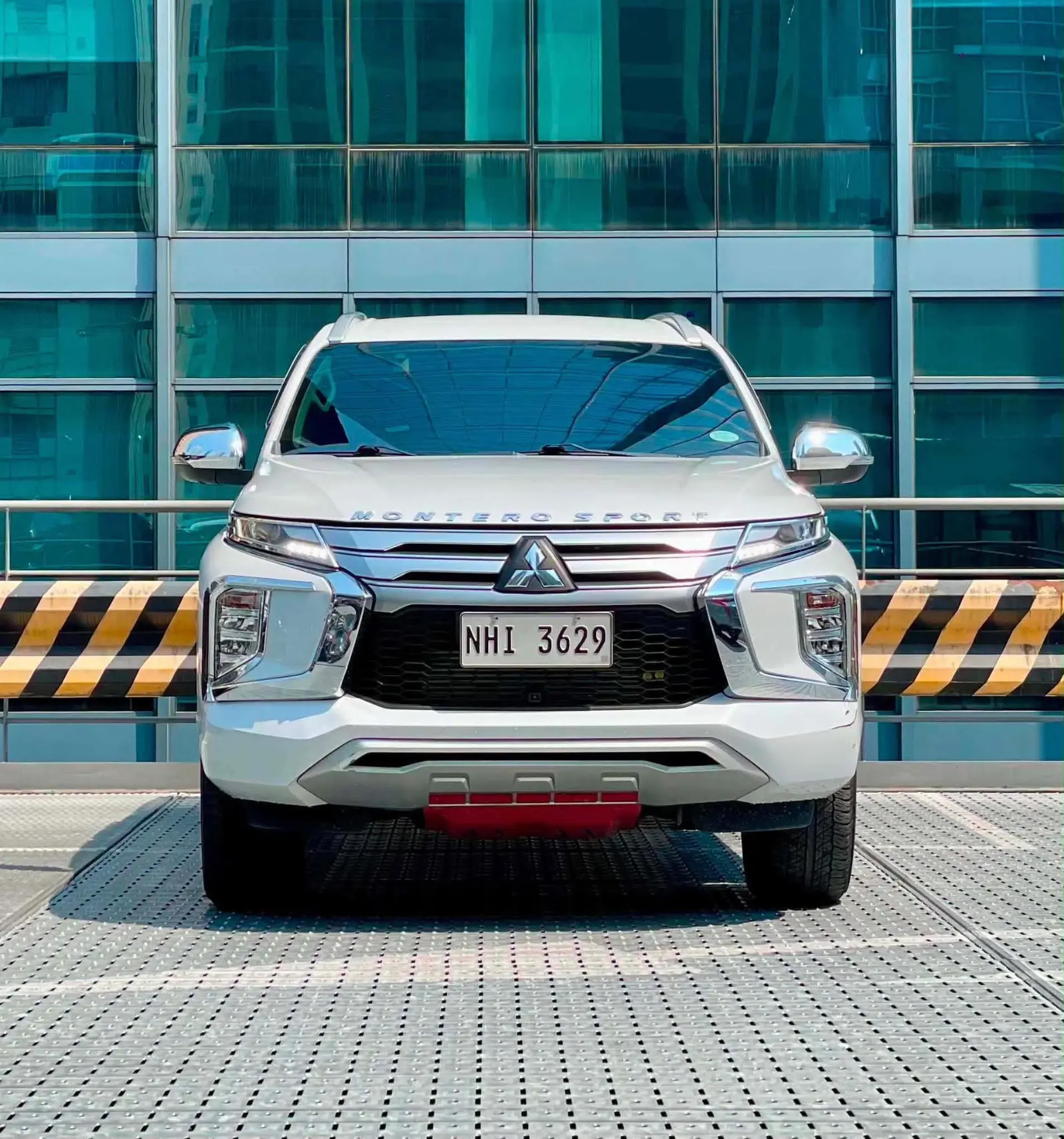 Buy Used Mitsubishi Montero Sport 2023 for sale only ₱1288000 - ID902435