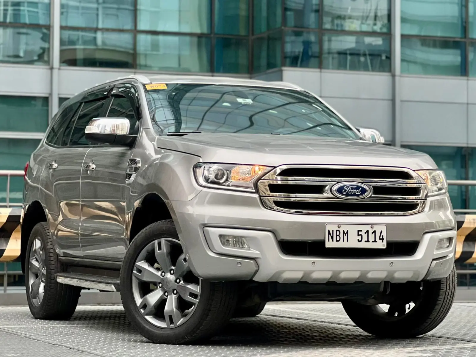 Buy Used Ford Everest 2018 for sale only ₱888000 - ID903066