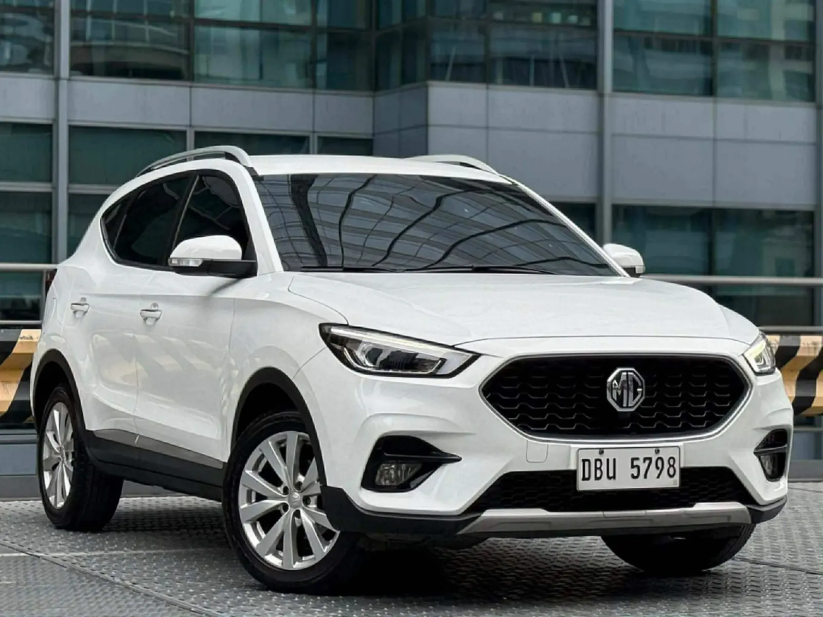 Buy Used MG ZS 2025 for sale only ₱658000 - ID903487