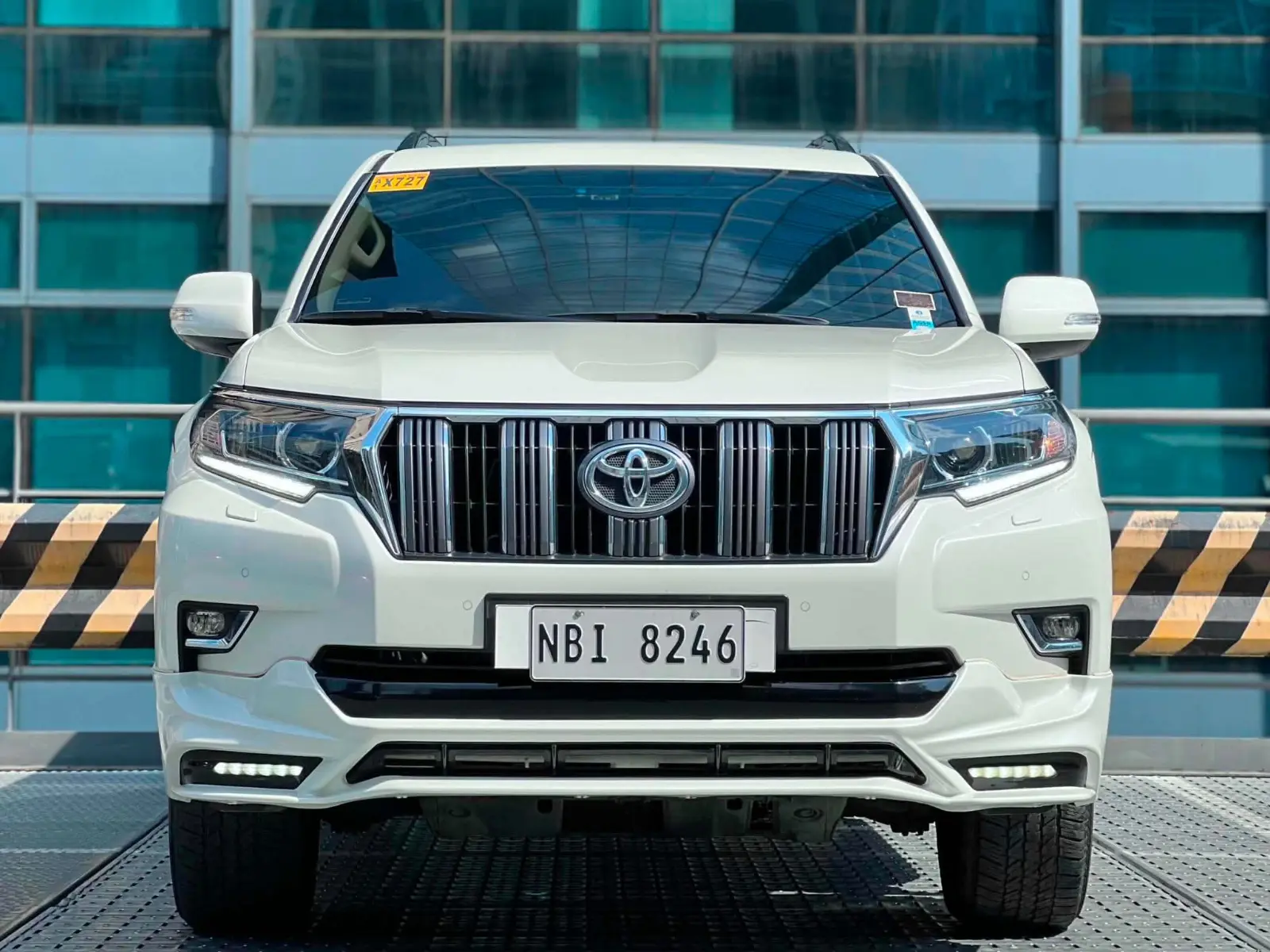 Buy Used Toyota Land Cruiser Prado 2018 for sale only ₱2498000 - ID903750