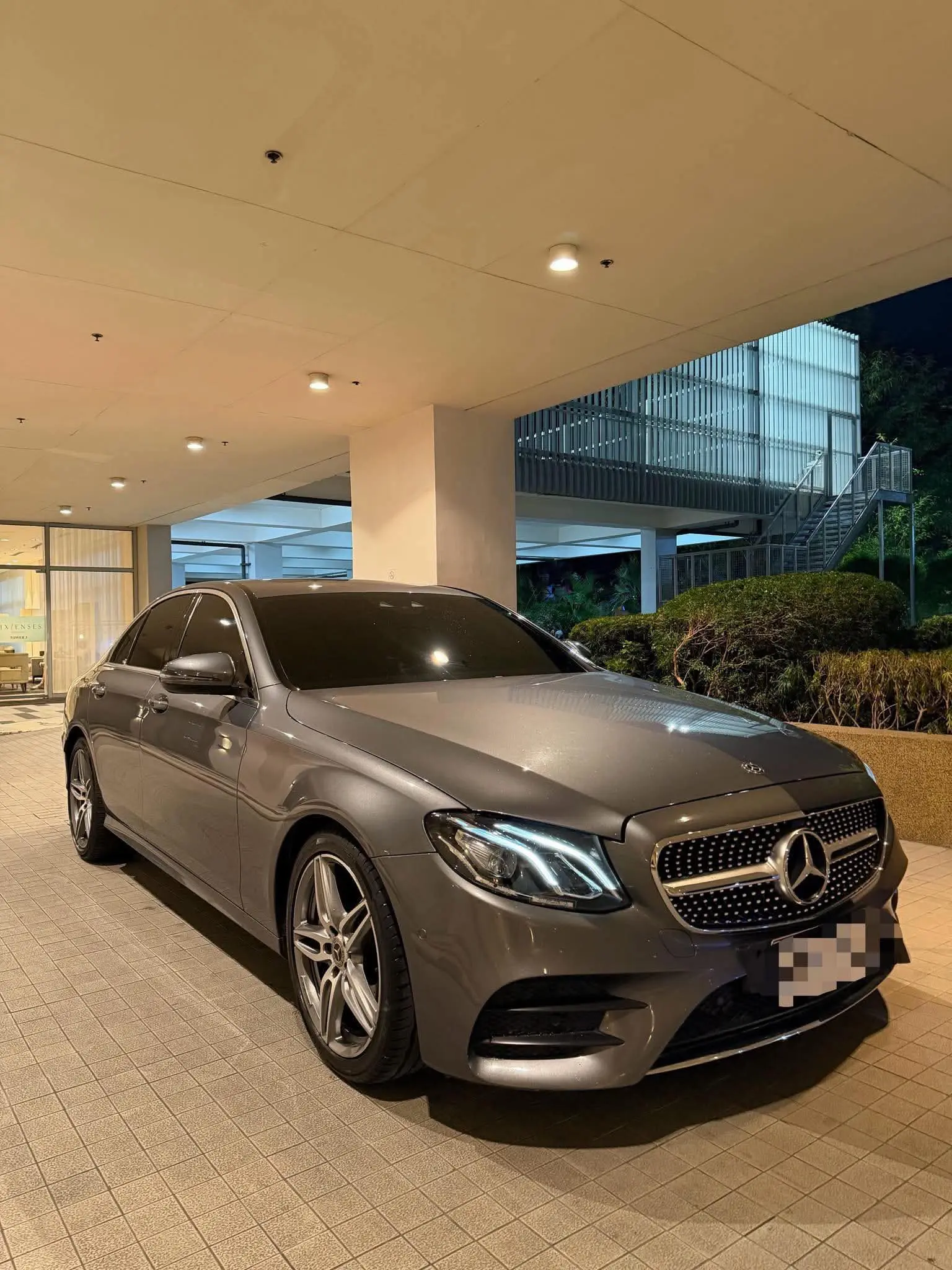 Buy Used Mercedes-Benz 300 2017 for sale only ₱2100000 - ID904092