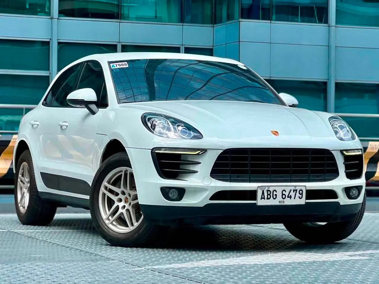 Buy Used Porsche Macan 2015 for sale only ₱1788000 - ID904626