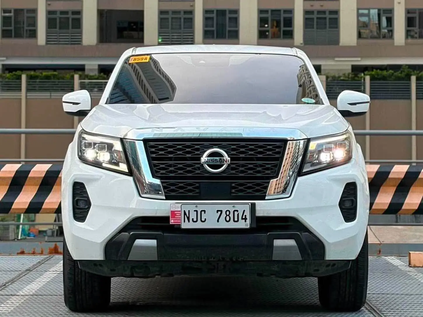 Buy Used Nissan Navara 2025 for sale only ₱1198000 - ID904977