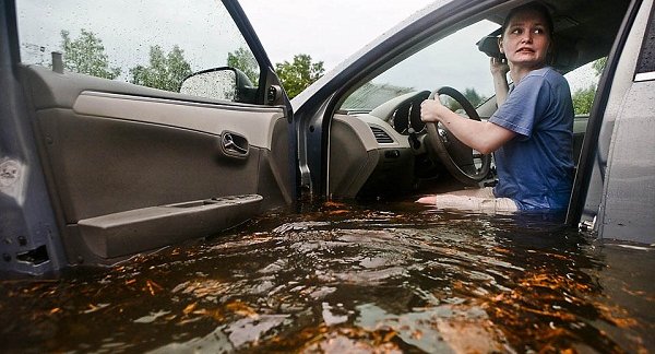 Causes of water-damaged engine and tips to protect your car
